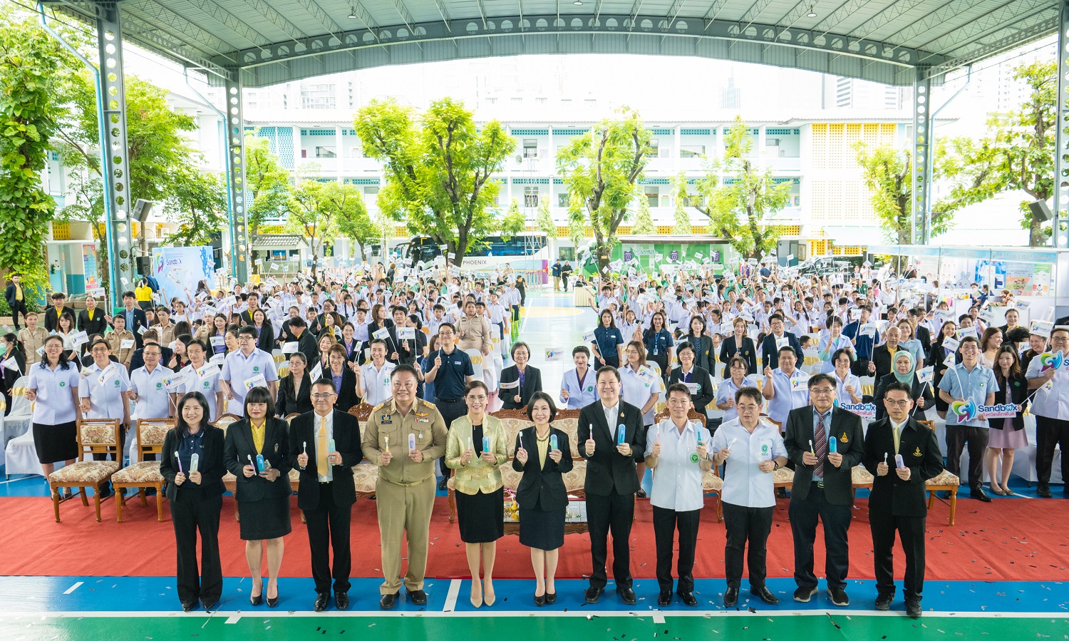 ไลอ้อน ประเทศไทย เดินหน้า “Sandbox Model จังหวัดเด็กฟันดี” ส่งรถทันตกรรมร่วม Kick Off โรงเรียน ...